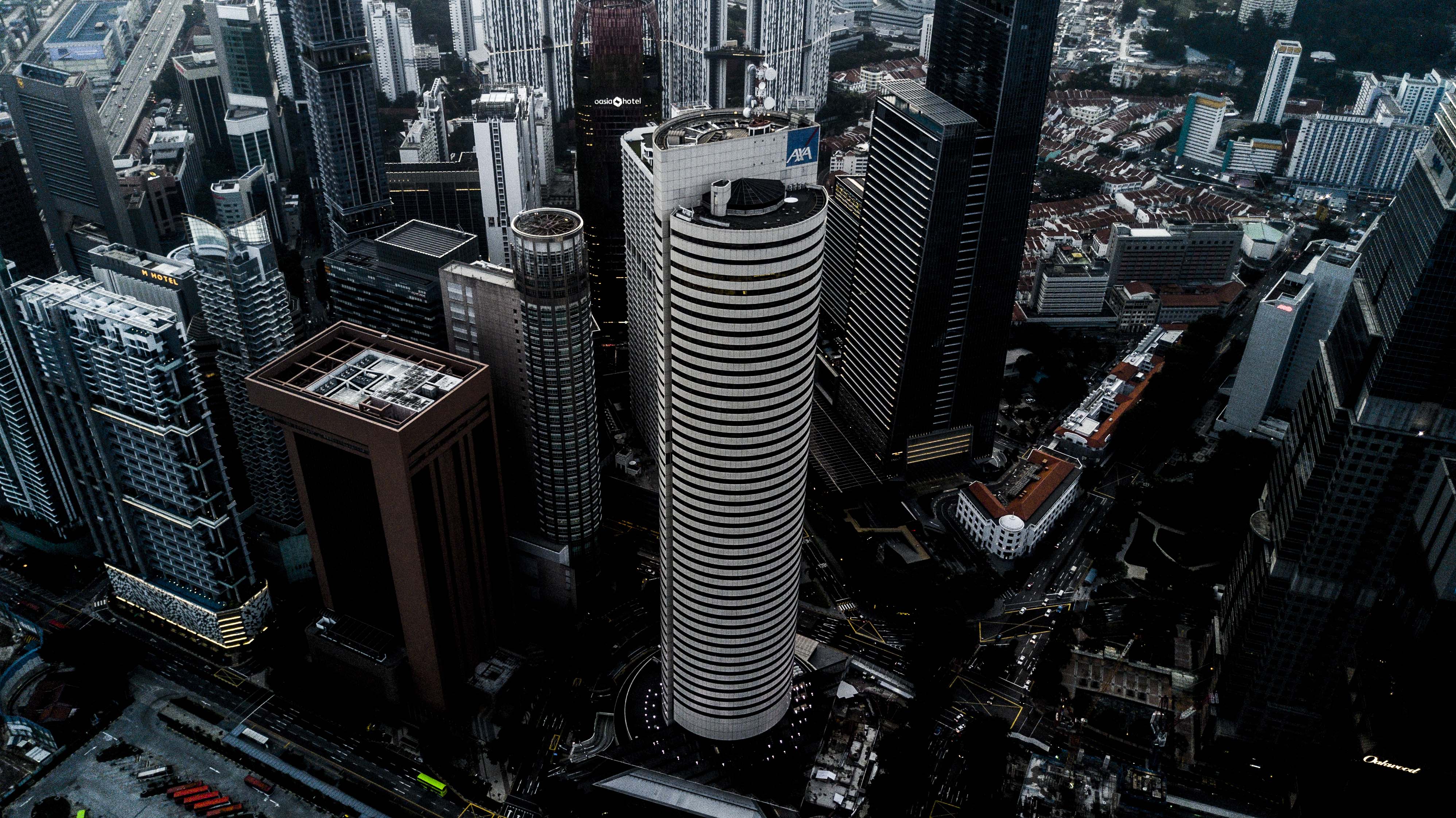 sgt: 16 AXA Tower – SG Tallest